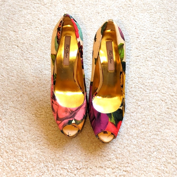 Ted Baker London | Shoes | Fabulous Floral Ted Baker Heels | Poshmark